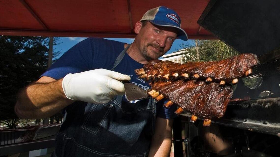Barbecue unites Clinton, Trump, Obama, Democrats, Republicans and ...